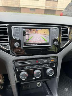 Melns Volkswagen Golf Sportsvan 2017 Kauņa, ar dzinēja tilpumu 1.60 L un nobraukumu 135 tūkst. km par 9000 €, foto 27 vietnē AUTOMOTO.COM.LV