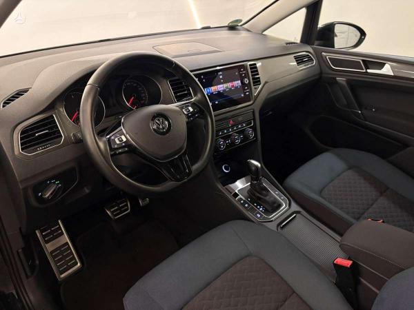 Black Volkswagen Golf Sportsvan 2019 in Marijampole, with an engine capacity of 1.60 L and mileage of 195 thousand km for 11999 €, photo 2 on AUTOMOTO.COM.LV