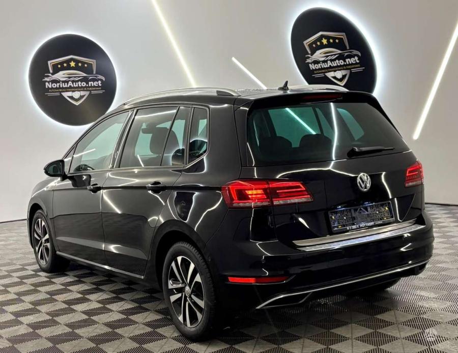 Black Volkswagen Golf Sportsvan 2019 in Marijampole, with an engine capacity of 1.60 L and mileage of 195 thousand km for 11999 €, photo 31 on AUTOMOTO.COM.LV