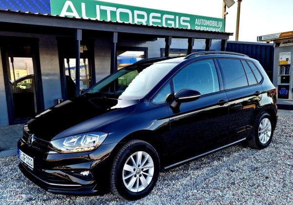 Black Volkswagen Golf Sportsvan 2019 in Kretinga, with an engine capacity of 1.50 L and mileage of 118 thousand km for 14250 €, photo 1 on AUTOMOTO.COM.LV