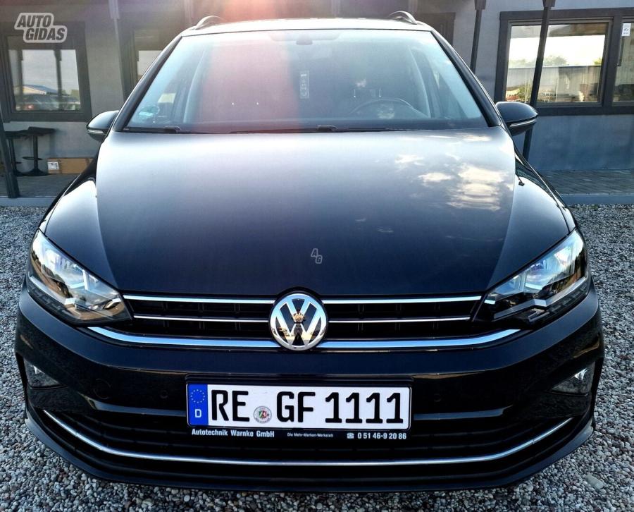 Black Volkswagen Golf Sportsvan 2019 in Kretinga, with an engine capacity of 1.50 L and mileage of 118 thousand km for 14250 €, photo 4 on AUTOMOTO.COM.LV
