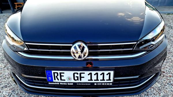 Black Volkswagen Golf Sportsvan 2019 in Kretinga, with an engine capacity of 1.50 L and mileage of 118 thousand km for 14250 €, photo 4 on AUTOMOTO.COM.LV