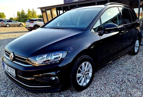 Black Volkswagen Golf Sportsvan 2019 in Kretinga, with an engine capacity of 1.50 L and mileage of 118 thousand km for 14250 €, photo 5 on AUTOMOTO.COM.LV