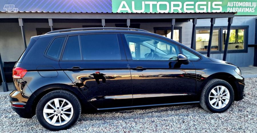 Black Volkswagen Golf Sportsvan 2019 in Kretinga, with an engine capacity of 1.50 L and mileage of 118 thousand km for 14250 €, photo 11 on AUTOMOTO.COM.LV