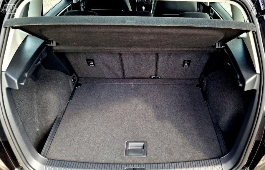 Black Volkswagen Golf Sportsvan 2019 in Kretinga, with an engine capacity of 1.50 L and mileage of 118 thousand km for 14250 €, photo 26 on AUTOMOTO.COM.LV