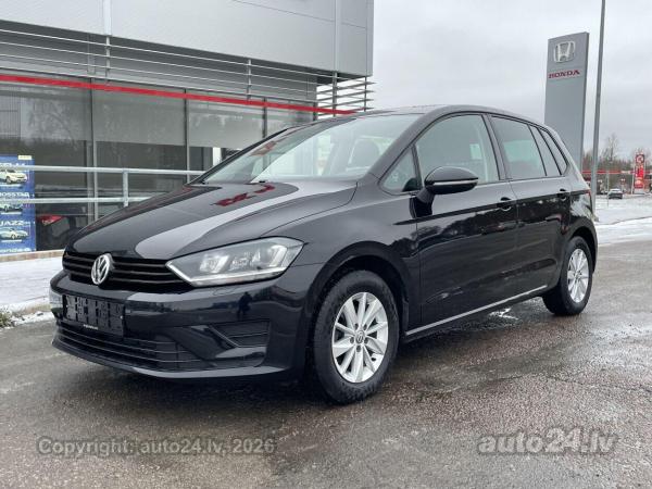 Black Volkswagen Golf Sportsvan 2017 in Viljandi, with an engine capacity of 1.20 L and mileage of 138 thousand km for 8980 €, photo 1 on AUTOMOTO.COM.LV
