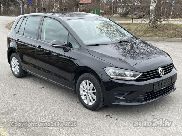 Melns Volkswagen Golf Sportsvan 2017 Viljandi, ar dzinēja tilpumu 1.20 L un nobraukumu 140 tūkst. km par 8980 €, foto 2 vietnē AUTOMOTO.COM.LV