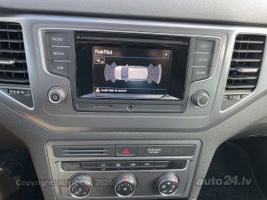 Black Volkswagen Golf Sportsvan 2017 in Viljandi, with an engine capacity of 1.20 L and mileage of 140 thousand km for 7980 €, photo 12 on AUTOMOTO.COM.LV