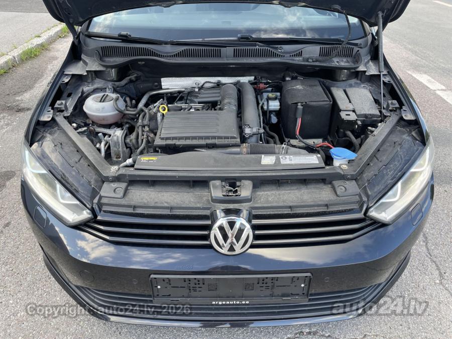 Black Volkswagen Golf Sportsvan 2017 in Viljandi, with an engine capacity of 1.20 L and mileage of 140 thousand km for 7980 €, photo 14 on AUTOMOTO.COM.LV