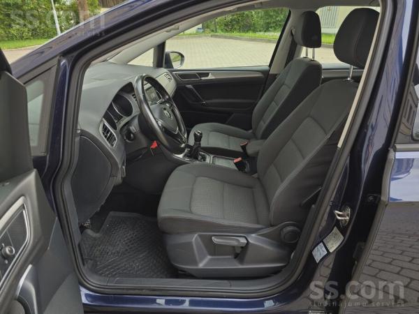 Zils Volkswagen Golf Sportsvan 2014 Tukums, ar dzinēja tilpumu 1.60 L un nobraukumu 250 tūkst. km par 6700 €, foto 6 vietnē AUTOMOTO.COM.LV