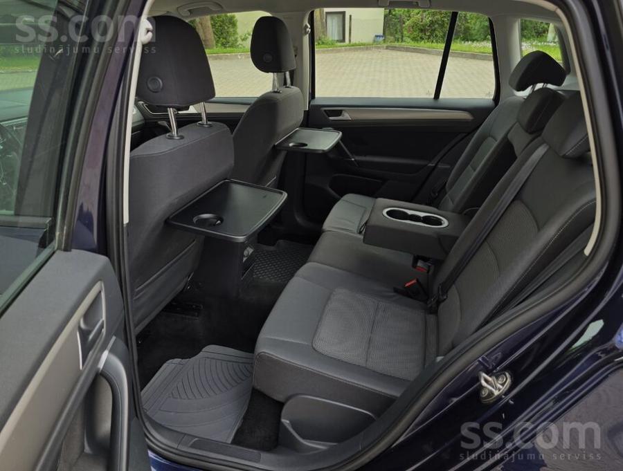 Zils Volkswagen Golf Sportsvan 2014 Tukums, ar dzinēja tilpumu 1.60 L un nobraukumu 250 tūkst. km par 6700 €, foto 8 vietnē AUTOMOTO.COM.LV