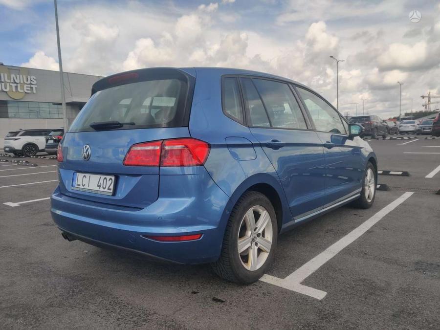 Blue Volkswagen Golf Sportsvan 2014 in Vilnius, with an engine capacity of 1.40 L and mileage of 130 thousand km for 8500 €, photo 7 on AUTOMOTO.COM.LV