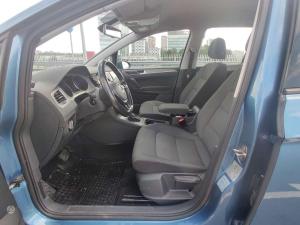 Blue Volkswagen Golf Sportsvan 2014 in Vilnius, with an engine capacity of 1.40 L and mileage of 130 thousand km for 8500 €, photo 12 on AUTOMOTO.COM.LV