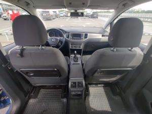 Blue Volkswagen Golf Sportsvan 2014 in Vilnius, with an engine capacity of 1.40 L and mileage of 130 thousand km for 8500 €, photo 13 on AUTOMOTO.COM.LV