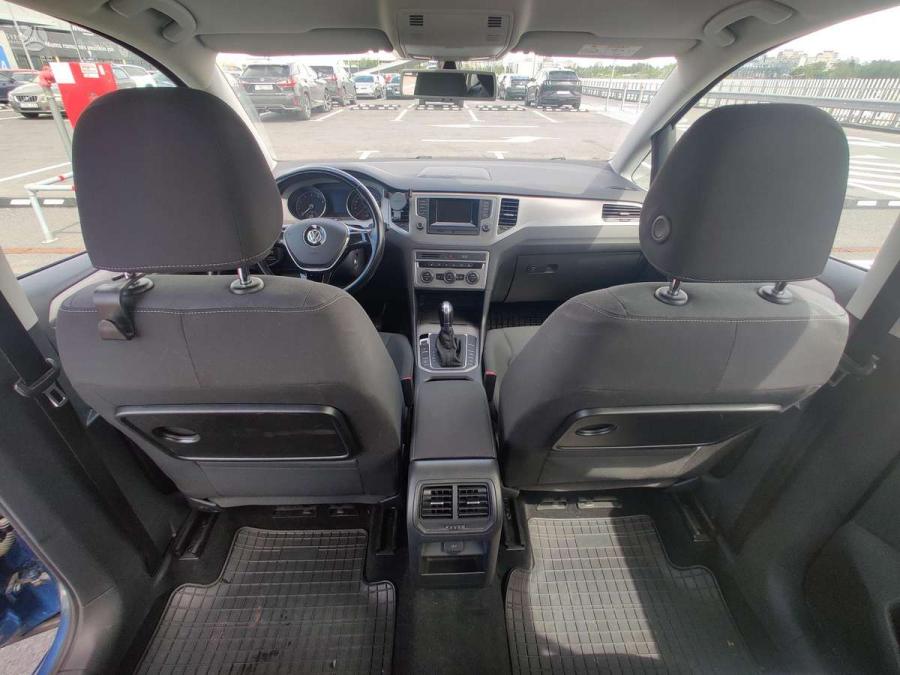 Blue Volkswagen Golf Sportsvan 2014 in Vilnius, with an engine capacity of 1.40 L and mileage of 130 thousand km for 8500 €, photo 13 on AUTOMOTO.COM.LV