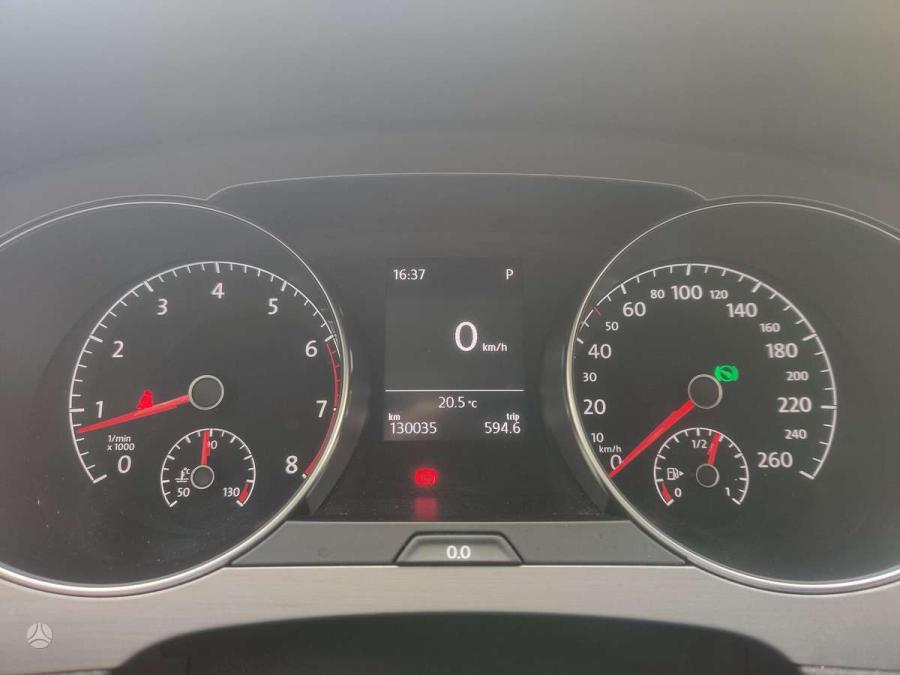 Blue Volkswagen Golf Sportsvan 2014 in Vilnius, with an engine capacity of 1.40 L and mileage of 130 thousand km for 8500 €, photo 28 on AUTOMOTO.COM.LV