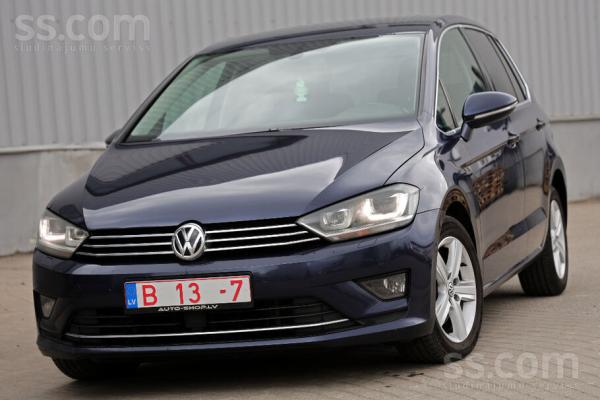 Blue Volkswagen Golf Sportsvan 2015 in Tukums, with an engine capacity of 2.00 L and mileage of 283 thousand km for 8700 €, photo 2 on AUTOMOTO.COM.LV