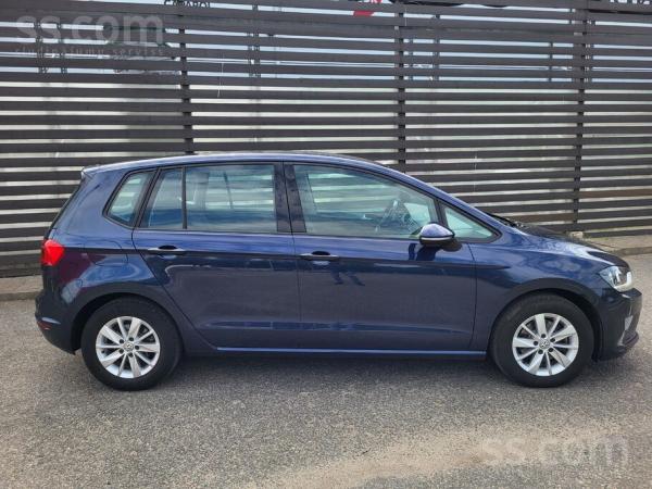 Blue Volkswagen Golf Sportsvan 2015 in Riga, with an engine capacity of 1.40 L and mileage of 0 thousand km for 7950 €, photo 2 on AUTOMOTO.COM.LV