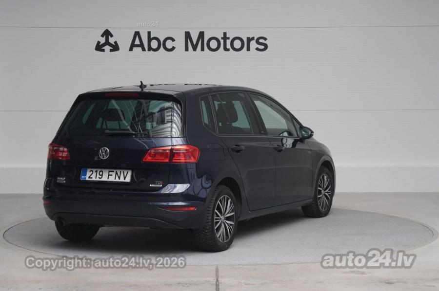 Zils Volkswagen Golf Sportsvan 2016 Tallina, ar dzinēja tilpumu 1.60 L un nobraukumu 216 tūkst. km par 8790 €, foto 4 vietnē AUTOMOTO.COM.LV