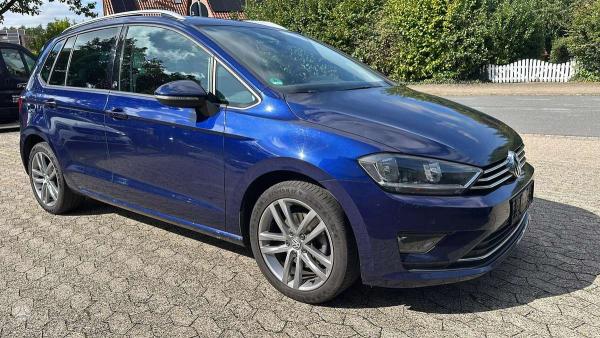 Zils Volkswagen Golf Sportsvan 2017 Marijampole, ar dzinēja tilpumu 1.40 L un nobraukumu 199 tūkst. km par 9650 €, foto 1 vietnē AUTOMOTO.COM.LV