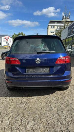 Zils Volkswagen Golf Sportsvan 2017 Marijampole, ar dzinēja tilpumu 1.40 L un nobraukumu 199 tūkst. km par 9650 €, foto 8 vietnē AUTOMOTO.COM.LV