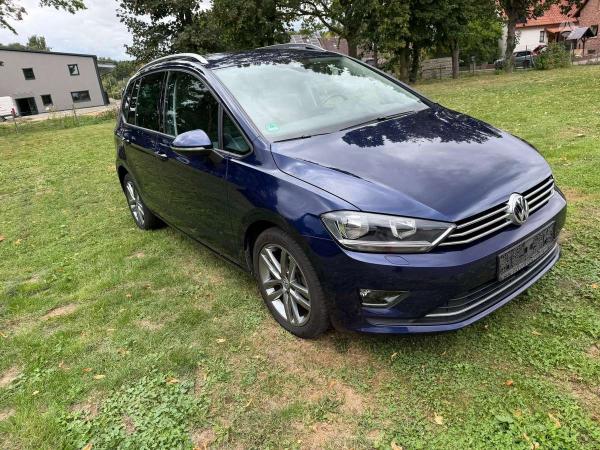 Zils Volkswagen Golf Sportsvan 2017 Marijampole, ar dzinēja tilpumu 1.40 L un nobraukumu 199 tūkst. km par 9650 €, foto 11 vietnē AUTOMOTO.COM.LV