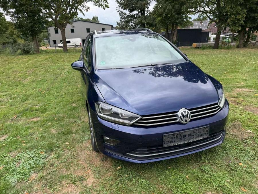 Zils Volkswagen Golf Sportsvan 2017 Marijampole, ar dzinēja tilpumu 1.40 L un nobraukumu 199 tūkst. km par 9650 €, foto 15 vietnē AUTOMOTO.COM.LV