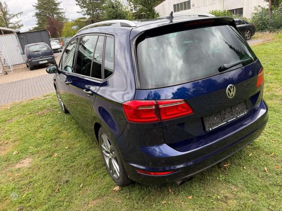 Zils Volkswagen Golf Sportsvan 2017 Marijampole, ar dzinēja tilpumu 1.40 L un nobraukumu 199 tūkst. km par 9650 €, foto 16 vietnē AUTOMOTO.COM.LV