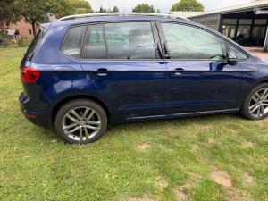 Zils Volkswagen Golf Sportsvan 2017 Marijampole, ar dzinēja tilpumu 1.40 L un nobraukumu 199 tūkst. km par 9650 €, foto 22 vietnē AUTOMOTO.COM.LV