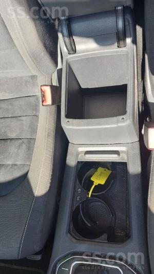Zils Volkswagen Golf Sportsvan 2015 Alūksne, ar dzinēja tilpumu 1.40 L un nobraukumu 0 tūkst. km par 7400 €, foto 21 vietnē AUTOMOTO.COM.LV