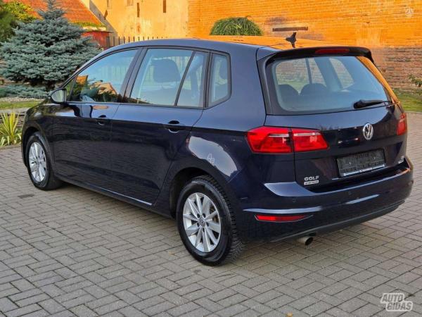 Blue Volkswagen Golf Sportsvan 2016 in Vilnius, with an engine capacity of 1.20 L and mileage of 100 thousand km for 8399 €, photo 5 on AUTOMOTO.COM.LV