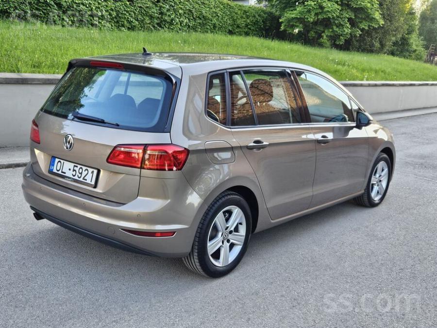 Brūns Volkswagen Golf Sportsvan 2014 Jēkabpils, ar dzinēja tilpumu 1.60 L un nobraukumu 206 tūkst. km par 8490 €, foto 5 vietnē AUTOMOTO.COM.LV