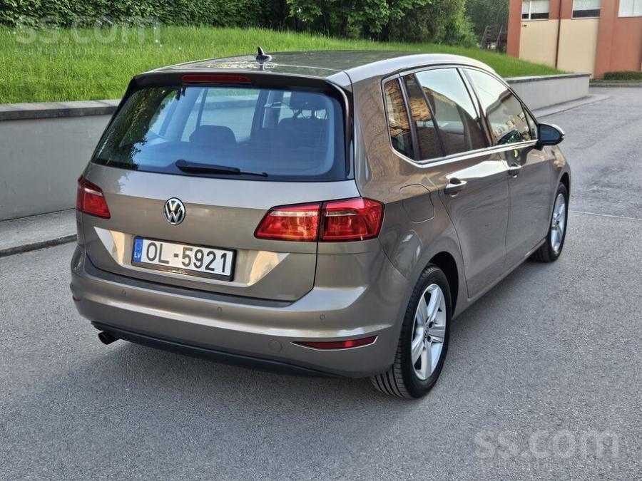 Brūns Volkswagen Golf Sportsvan 2014 Jēkabpils, ar dzinēja tilpumu 1.60 L un nobraukumu 206 tūkst. km par 8490 €, foto 6 vietnē AUTOMOTO.COM.LV
