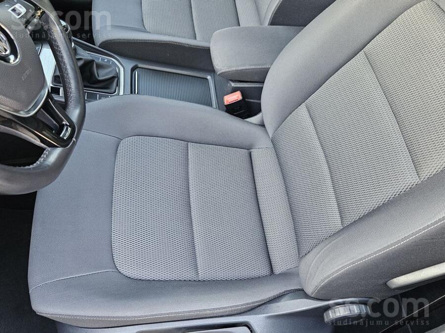 Brūns Volkswagen Golf Sportsvan 2014 Jēkabpils, ar dzinēja tilpumu 1.60 L un nobraukumu 206 tūkst. km par 8490 €, foto 25 vietnē AUTOMOTO.COM.LV