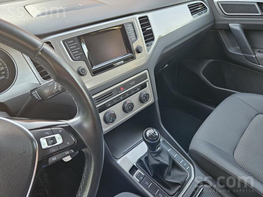 Brūns Volkswagen Golf Sportsvan 2014 Jēkabpils, ar dzinēja tilpumu 1.60 L un nobraukumu 206 tūkst. km par 8490 €, foto 29 vietnē AUTOMOTO.COM.LV