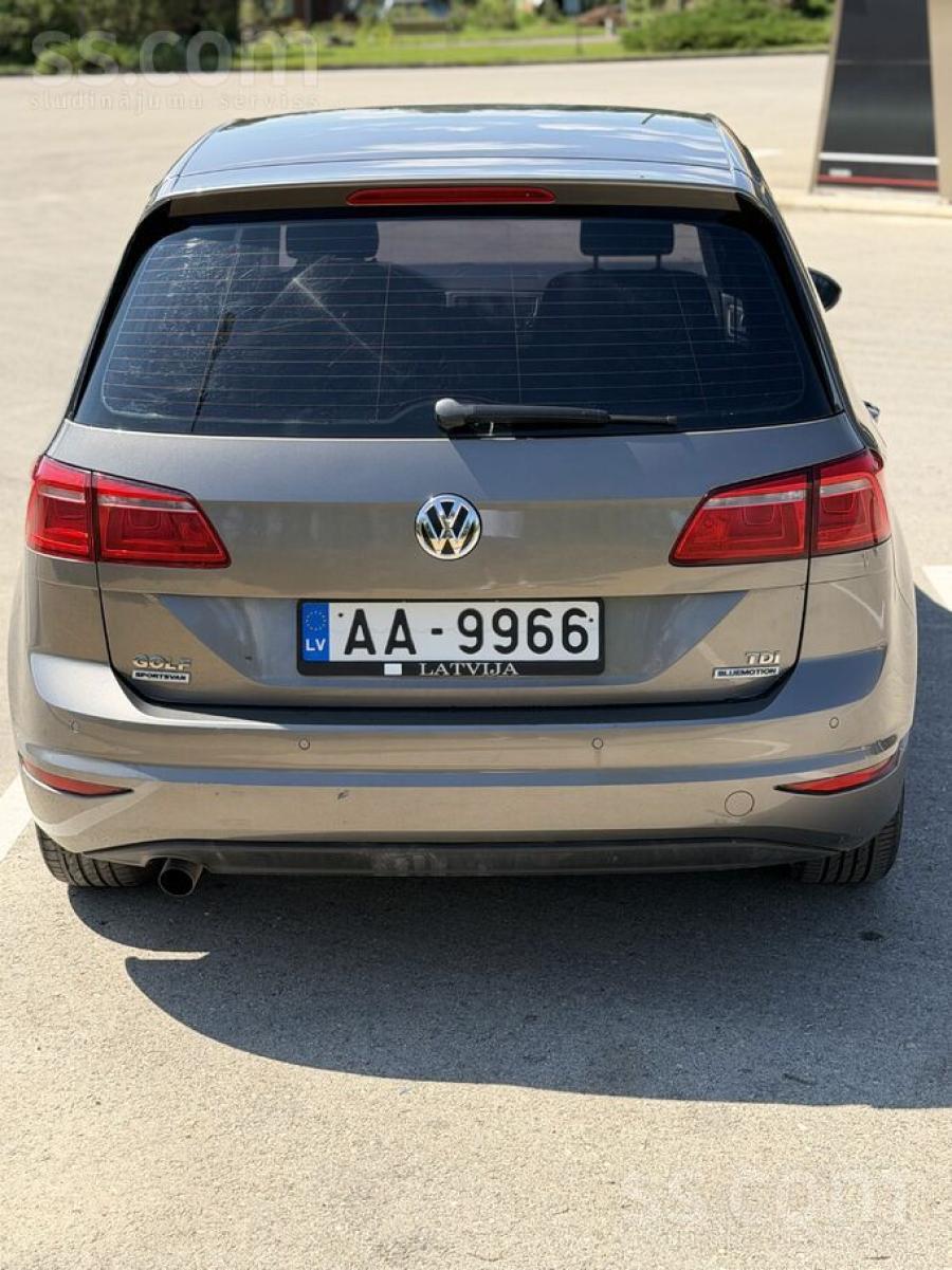 Brūns Volkswagen Golf Sportsvan 2015 Rīga, ar dzinēja tilpumu 1.60 L un nobraukumu 316 tūkst. km par 4500 €, foto 3 vietnē AUTOMOTO.COM.LV