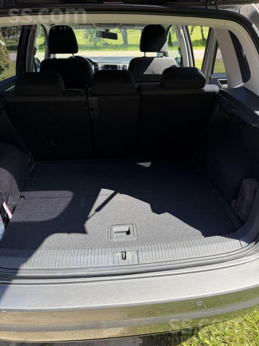 Brūns Volkswagen Golf Sportsvan 2015 Rīga, ar dzinēja tilpumu 1.60 L un nobraukumu 316 tūkst. km par 4500 €, foto 13 vietnē AUTOMOTO.COM.LV