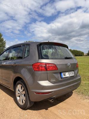 Brown Volkswagen Golf Sportsvan 2016 in Ogre, with an engine capacity of 1.60 L and mileage of 187 thousand km for 8000 €, photo 8 on AUTOMOTO.COM.LV