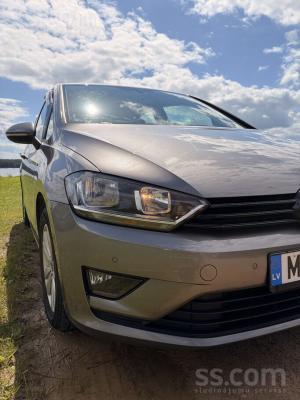 Brown Volkswagen Golf Sportsvan 2016 in Ogre, with an engine capacity of 1.60 L and mileage of 187 thousand km for 8000 €, photo 11 on AUTOMOTO.COM.LV
