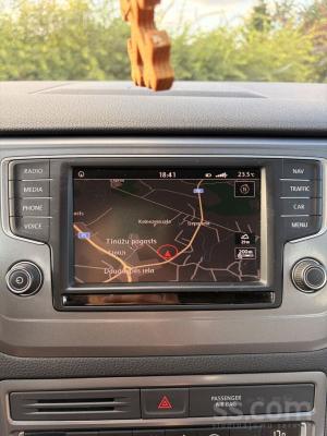 Brown Volkswagen Golf Sportsvan 2016 in Ogre, with an engine capacity of 1.60 L and mileage of 187 thousand km for 8000 €, photo 20 on AUTOMOTO.COM.LV