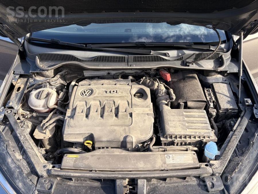Brown Volkswagen Golf Sportsvan 2016 in Ogre, with an engine capacity of 1.60 L and mileage of 187 thousand km for 8000 €, photo 24 on AUTOMOTO.COM.LV