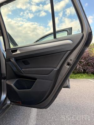 Brown Volkswagen Golf Sportsvan 2016 in Ogre, with an engine capacity of 1.60 L and mileage of 187 thousand km for 8000 €, photo 29 on AUTOMOTO.COM.LV