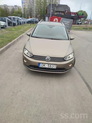 Brown Volkswagen Golf Sportsvan 2017 in Riga, with an engine capacity of 1.60 L and mileage of 215 thousand km for 10900 €, photo 3 on AUTOMOTO.COM.LV