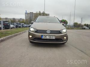 Brown Volkswagen Golf Sportsvan 2017 in Riga, with an engine capacity of 1.60 L and mileage of 215 thousand km for 10900 €, photo 4 on AUTOMOTO.COM.LV