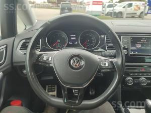Brown Volkswagen Golf Sportsvan 2017 in Riga, with an engine capacity of 1.60 L and mileage of 215 thousand km for 10900 €, photo 18 on AUTOMOTO.COM.LV