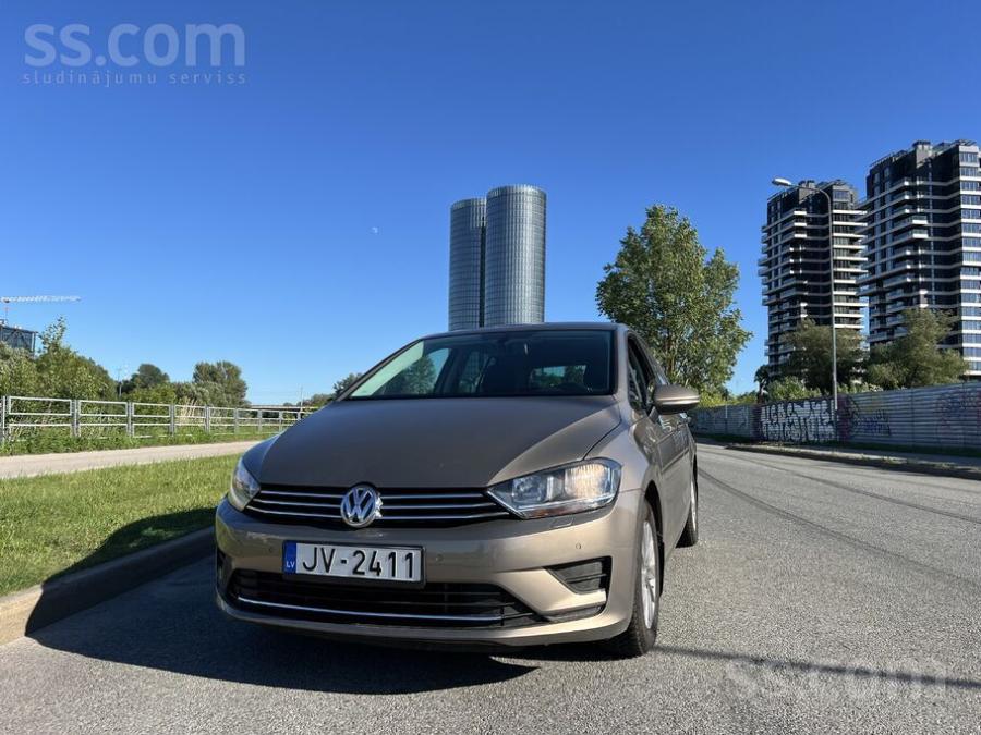 Brūns Volkswagen Golf Sportsvan 2015 Rīga, ar dzinēja tilpumu 1.40 L un nobraukumu 130 tūkst. km par 8190 €, foto 3 vietnē AUTOMOTO.COM.LV