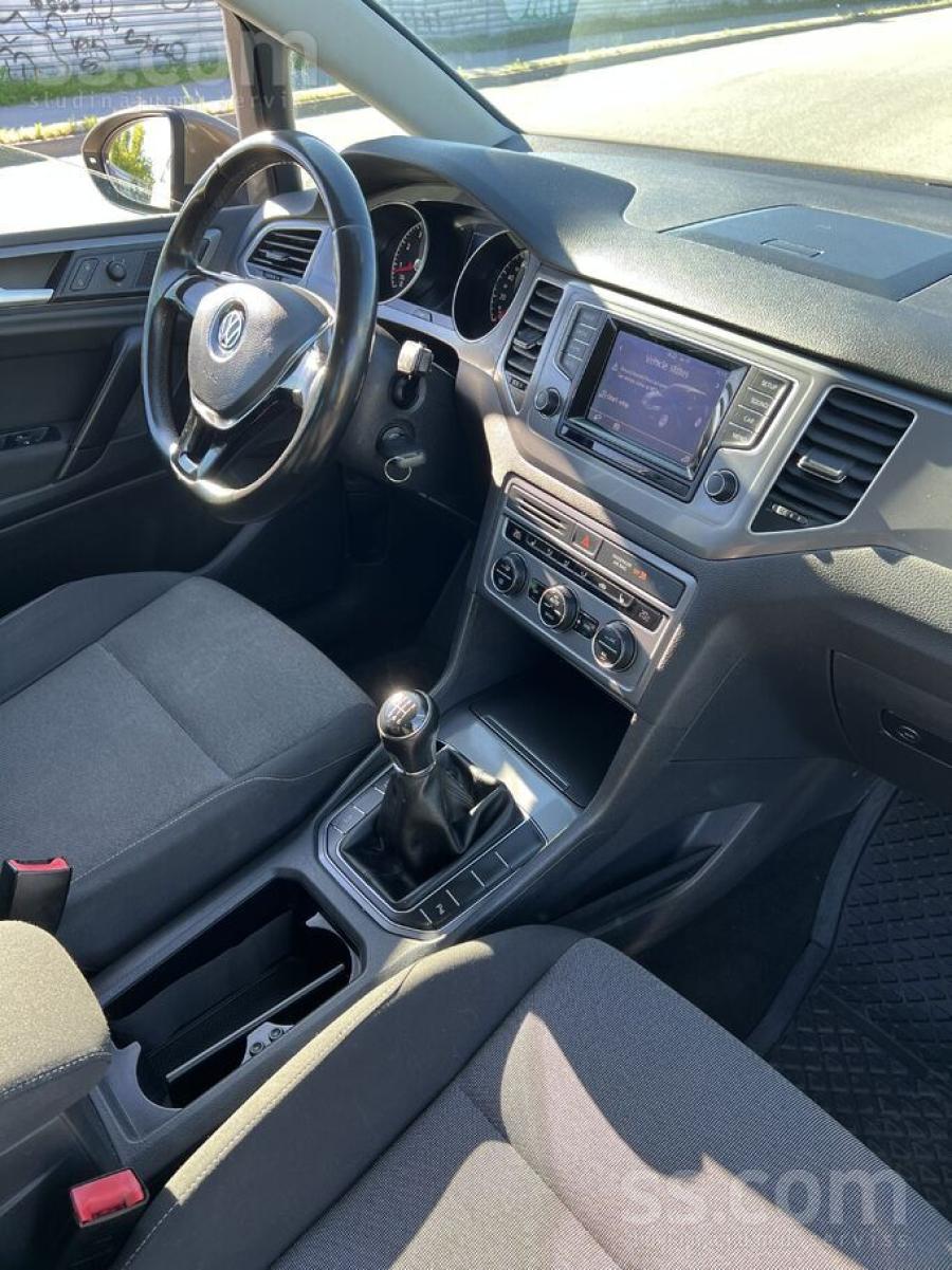 Brūns Volkswagen Golf Sportsvan 2015 Rīga, ar dzinēja tilpumu 1.40 L un nobraukumu 130 tūkst. km par 8190 €, foto 9 vietnē AUTOMOTO.COM.LV