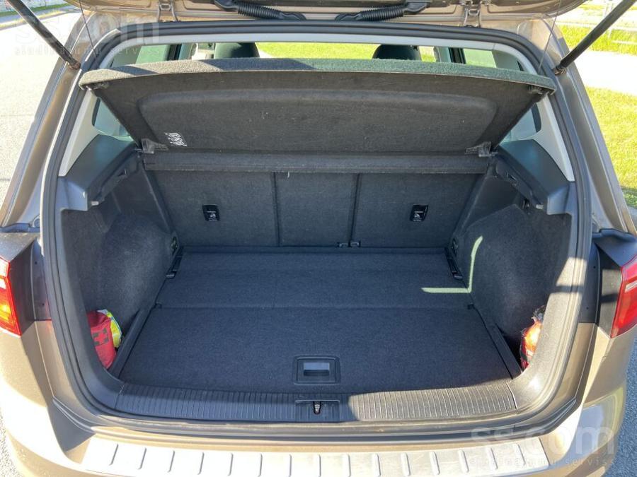 Brūns Volkswagen Golf Sportsvan 2015 Rīga, ar dzinēja tilpumu 1.40 L un nobraukumu 130 tūkst. km par 8190 €, foto 15 vietnē AUTOMOTO.COM.LV
