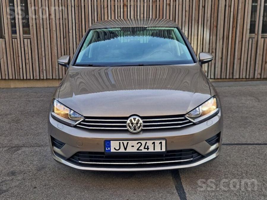Brūns Volkswagen Golf Sportsvan 2015 Rīga, ar dzinēja tilpumu 1.40 L un nobraukumu 0 tūkst. km par 7890 €, foto 3 vietnē AUTOMOTO.COM.LV