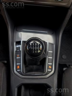 Brūns Volkswagen Golf Sportsvan 2015 Rīga, ar dzinēja tilpumu 1.40 L un nobraukumu 0 tūkst. km par 7890 €, foto 23 vietnē AUTOMOTO.COM.LV